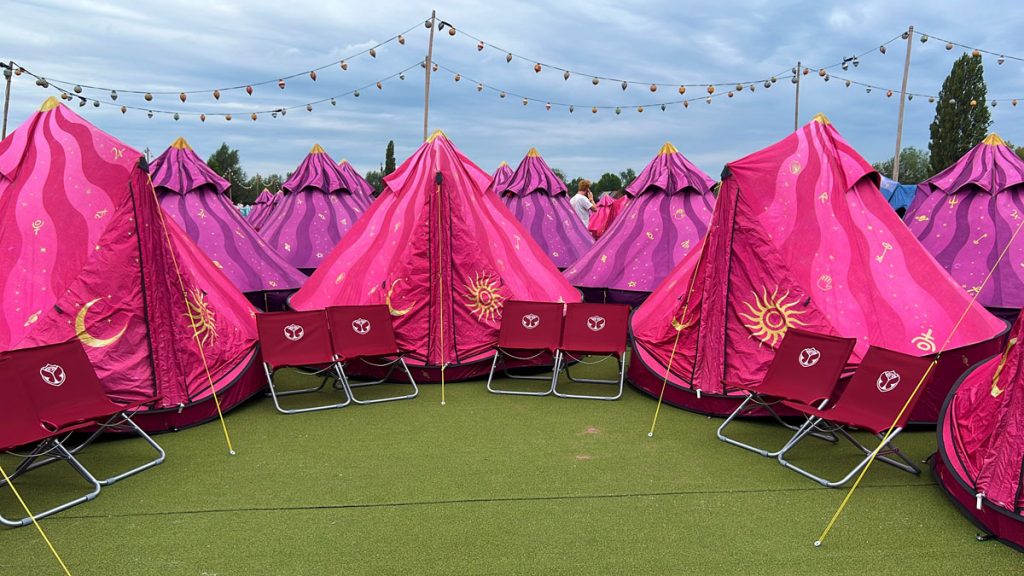 Easy Tents - Todo sobre Tomorrowland
